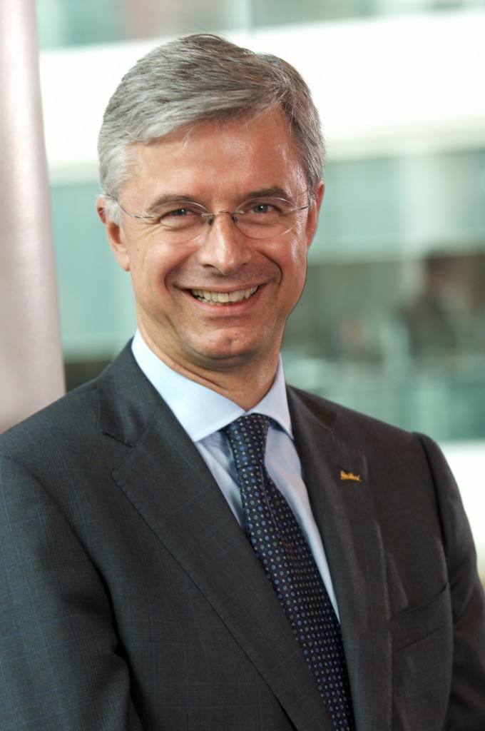 Hubert Joly_bio photo - Hotel Management